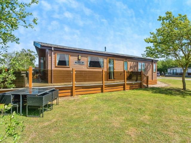 3 bedroom park home for sale