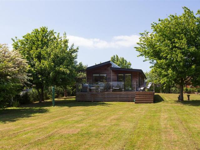3 bedroom park home for sale