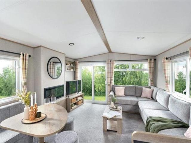 3 bedroom park home for sale