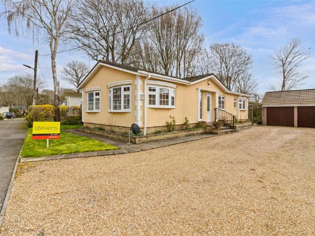 3 bedroom park home for sale