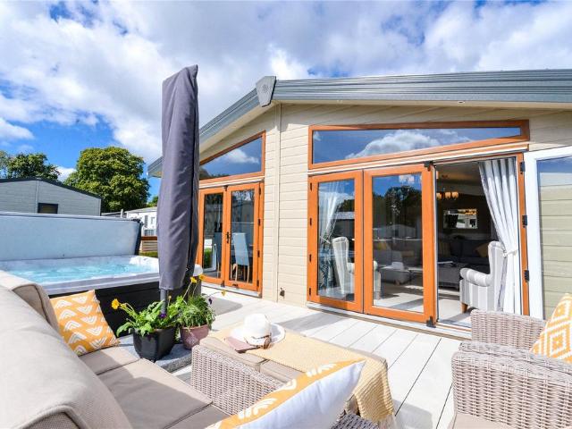 3 bedroom park home for sale
