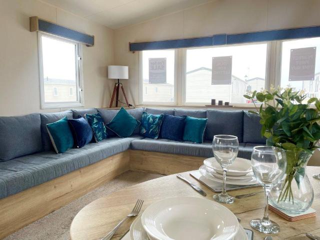 3 bedroom park home for sale