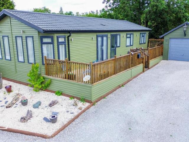 3 bedroom park home for sale