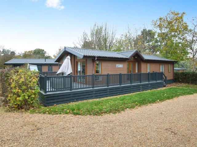3 bedroom park home for sale