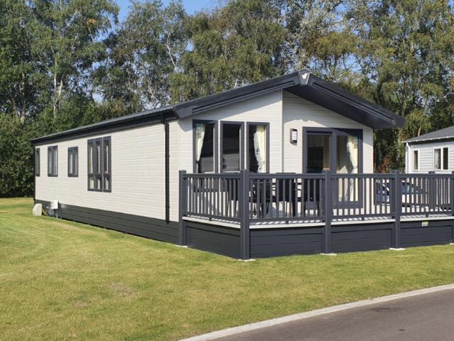 3 bedroom park home for sale