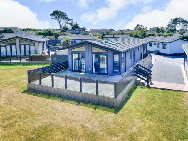 3 bedroom park home for sale