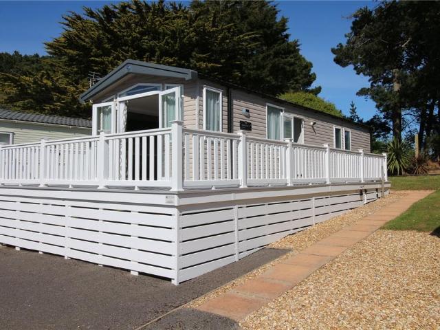 3 bedroom park home for sale