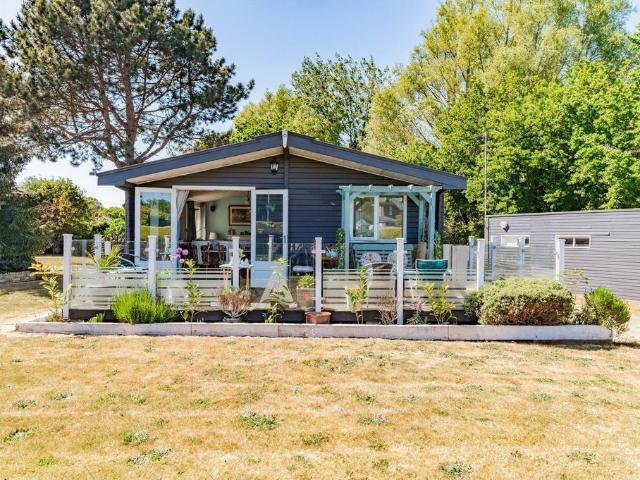 3 bedroom park home for sale