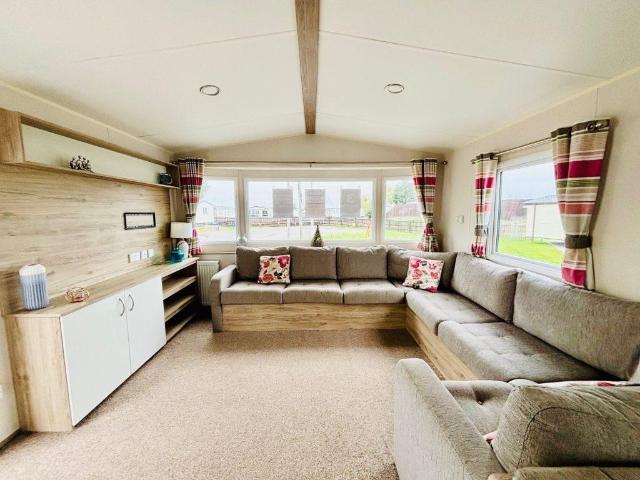 3 bedroom park home for sale