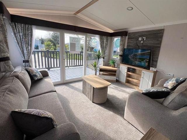 3 bedroom park home for sale