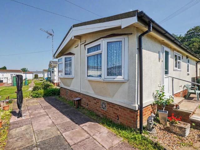 3 bedroom park home for sale