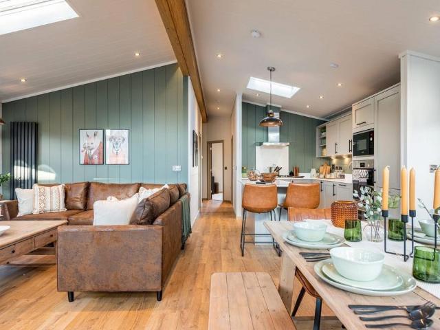 3 bedroom park home for sale