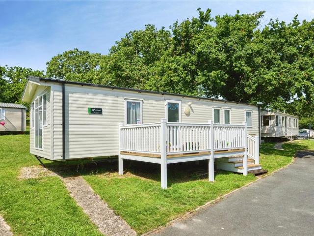 3 bedroom park home for sale