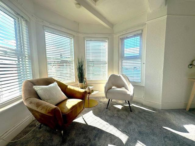 3 bedroom park home to rent