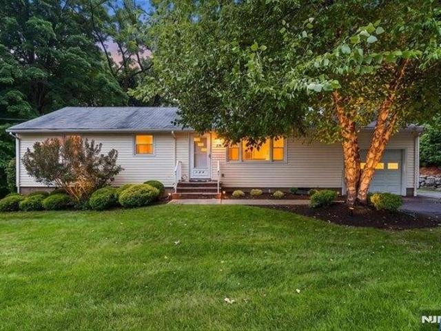 3 bedroom, Park Ridge NJ 07656 104850963