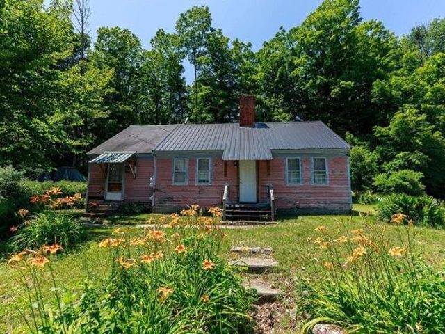 3 bedroom, Peterborough NH 03458 104720198