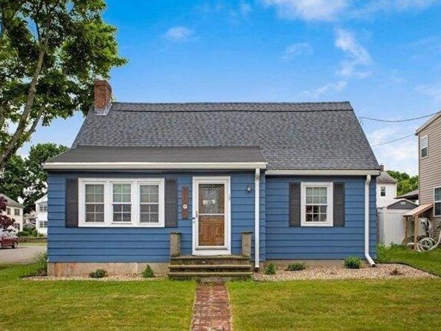3 bedroom, Peabody MA 01960 102592805