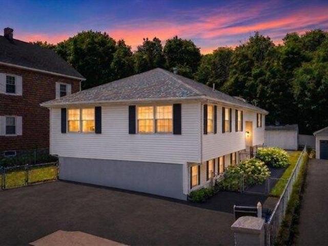 3 bedroom, Peabody MA 01960 104410435