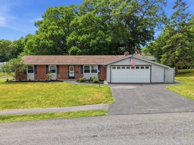 3 bedroom, Peabody MA 01960 104151197