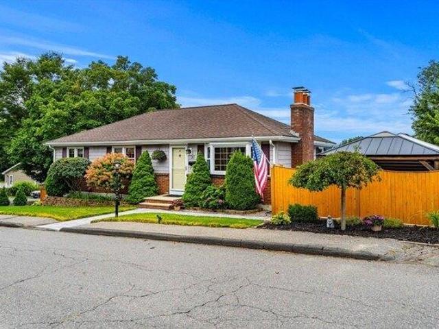 3 bedroom, Peabody MA 01960 105156820