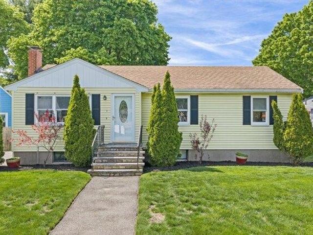 3 bedroom, Peabody MA 01960 LS103099797