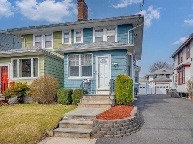 3 bedroom, Pelham NY 10803 88550269
