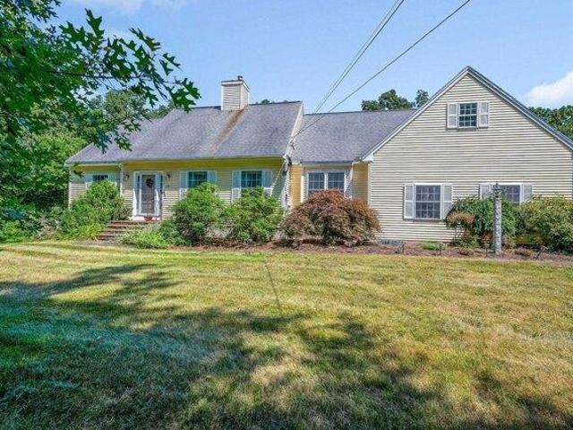3 bedroom, Pelham NH 03076 104541897