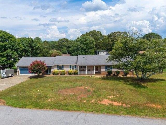 3 bedroom, Pelzer SC 29669 104899109