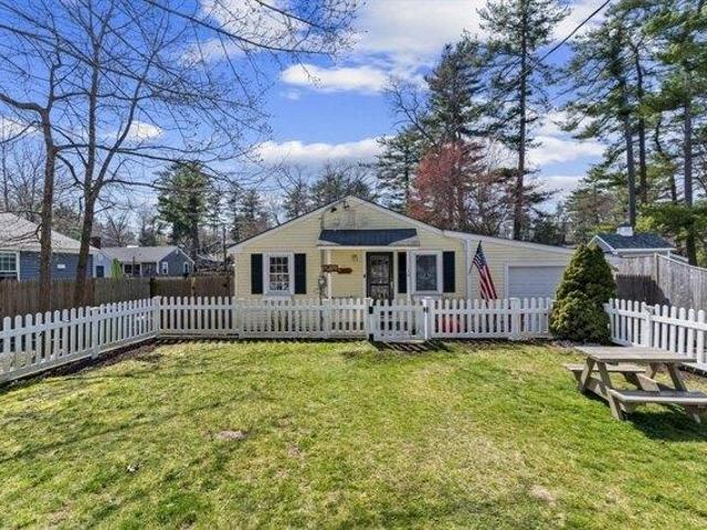 3 bedroom, Pembroke MA 02359 104408585