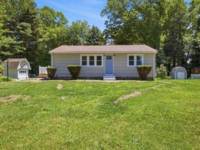 3 bedroom, Pembroke MA 02359 104543328