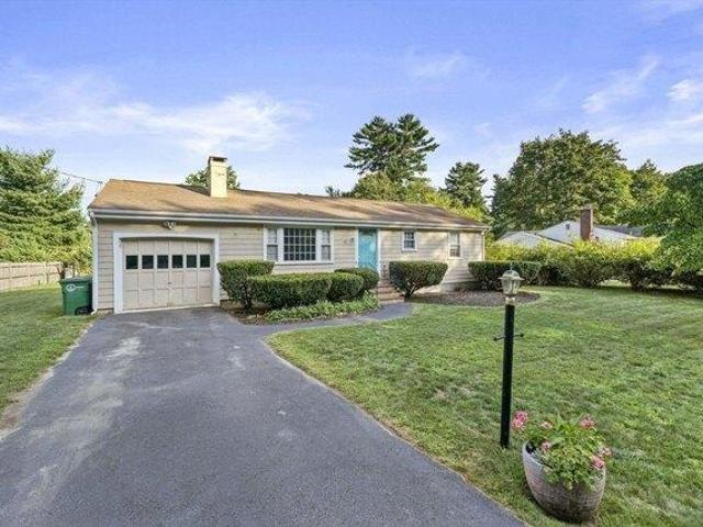 3 bedroom, Pembroke MA 02359 105113945