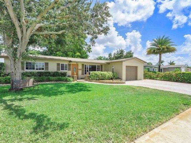 3 bedroom, Pembroke Pines FL 33024 LS91950813