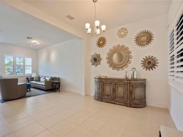 3 bedroom, Pembroke Pines Fl FL 33025 LS92572366