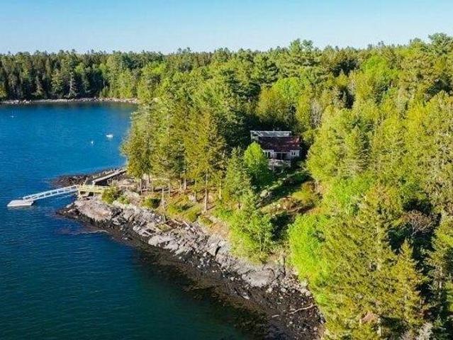 3 bedroom, Penobscot ME 04476 104853037
