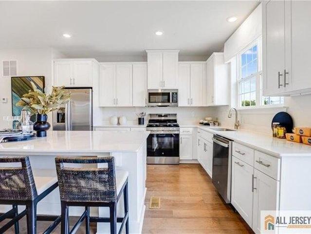 3 bedroom, Pennington NJ 08534 102799112