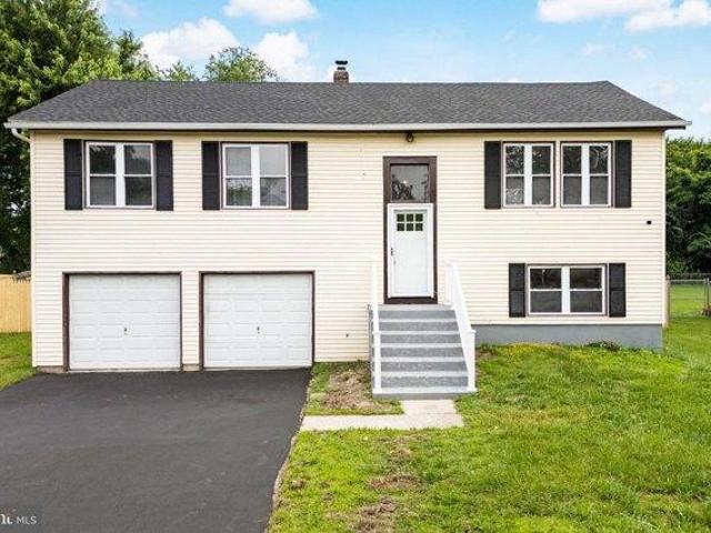 3 bedroom, Penns Grove NJ 08069 LS101857359
