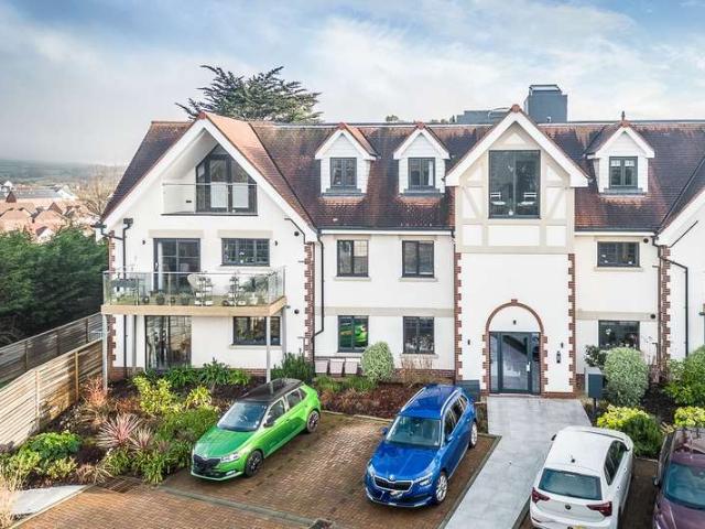 3 Bedroom Penthouse Flat