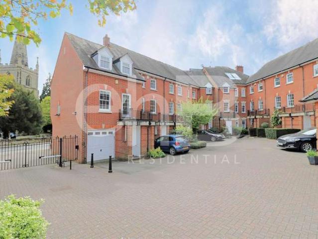 3 Bedroom Penthouse Flat