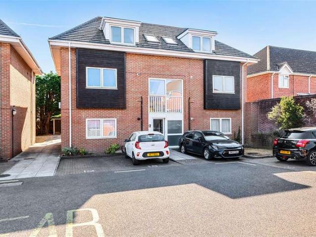 3 Bedroom Penthouse Flat