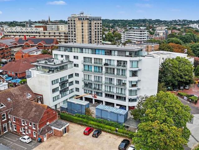 3 Bedroom Penthouse Flat