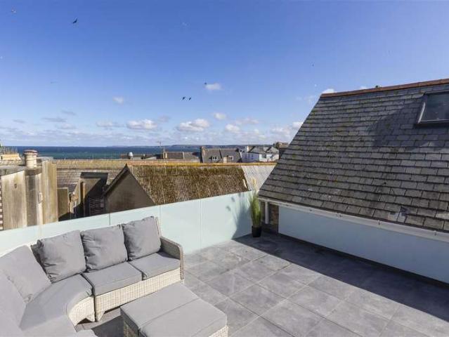 3 Bedroom Penthouse Flat