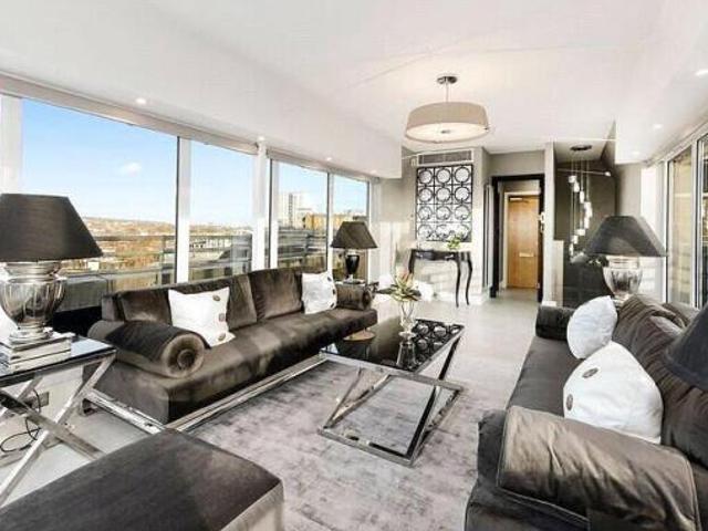 3 bedroom penthouse for rent in Boydell Court, St Johns Wood Park, St John's Wood, London, NW8
