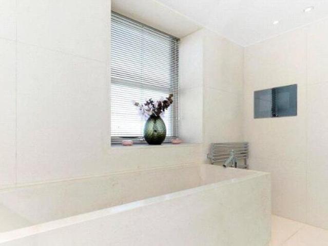 3 bedroom penthouse for rent in Boydell Court, St John's Wood Park, St John's Wood, London, NW8