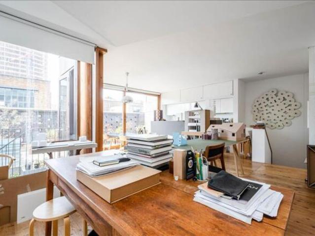 3 bedroom penthouse for rent in Charlotte Road, Shoreditch, EC2A