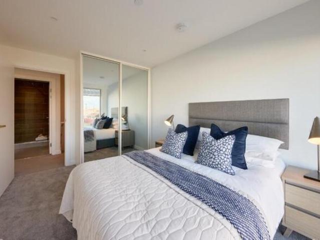 3 bedroom penthouse for rent in Chester Road, Manchester, Greater Manchester, M15