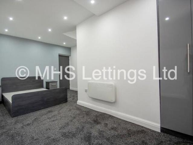 3 bedroom penthouse for rent in Flat 3, 1 Raincliffe Street, Leeds, LS9 9LW, LS9