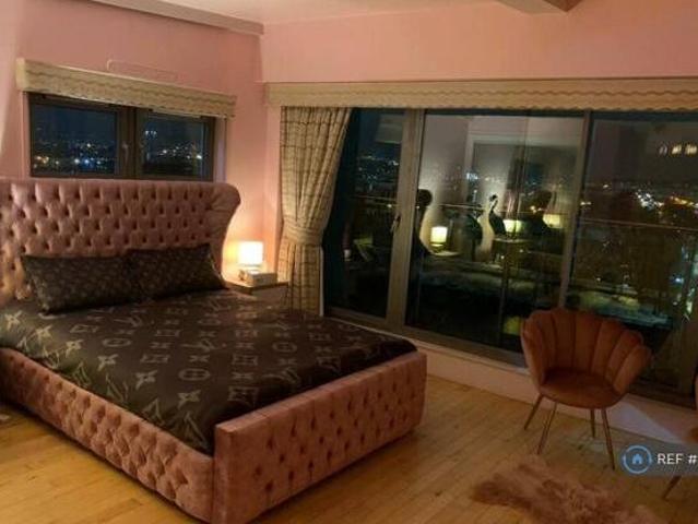 3 Bedroom Penthouse For Rent In Glasgow