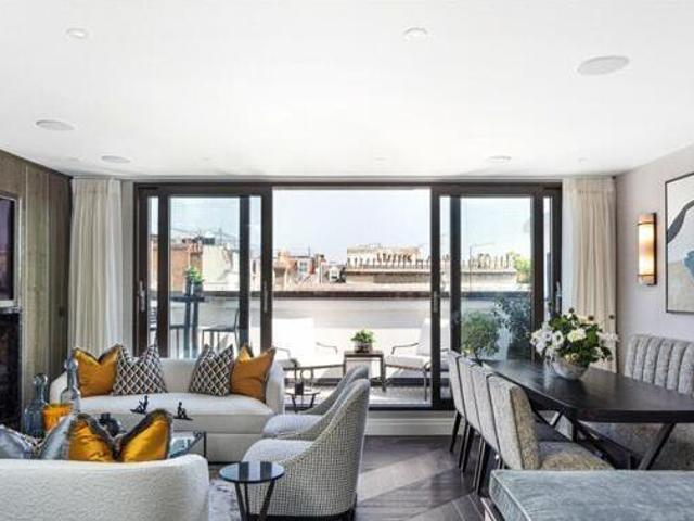 3 Bedroom Penthouse For Rent In Kensington, London