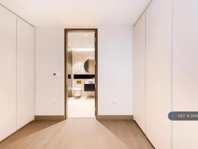 3 bedroom penthouse for rent in Lancaster Grove, London, NW3
