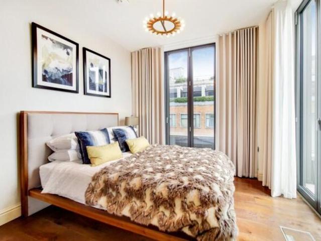 3 bedroom penthouse for rent in Richmond Buildings, Soho, W1D